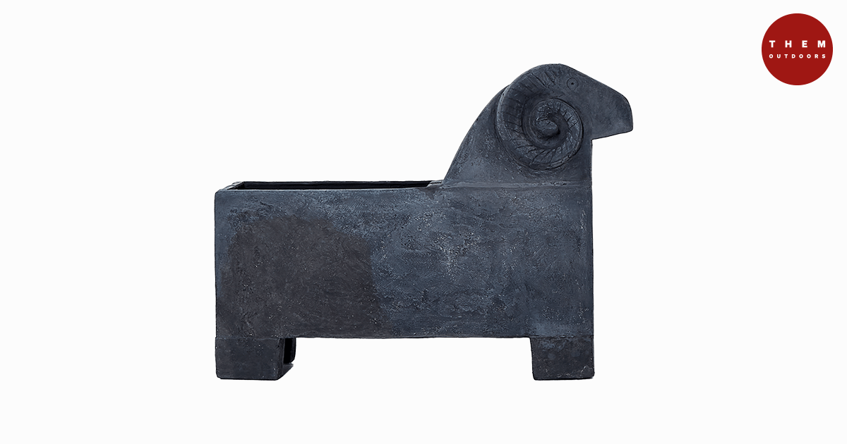 Sheep Bench and Planter in Charcoal by Fred Clark - Them Outdoors